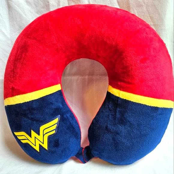 Bioworld | Other | Dc Comics Wonder Woman Neck Pillow | Poshmark